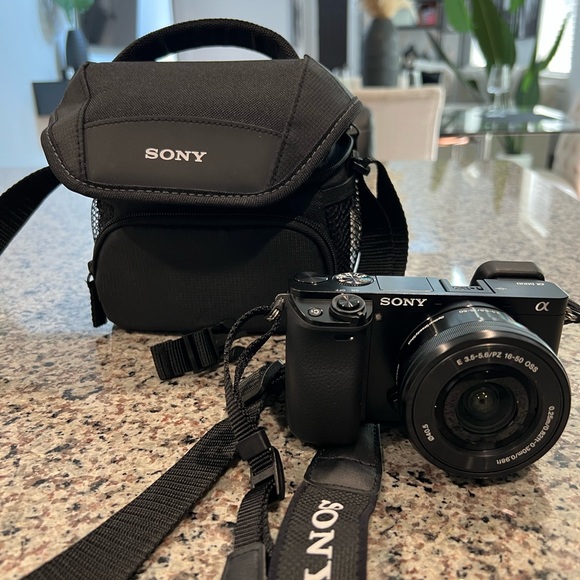 Sony | Cameras, Photo & Video | Sony Alpha A600 Mirrorless Camera ...